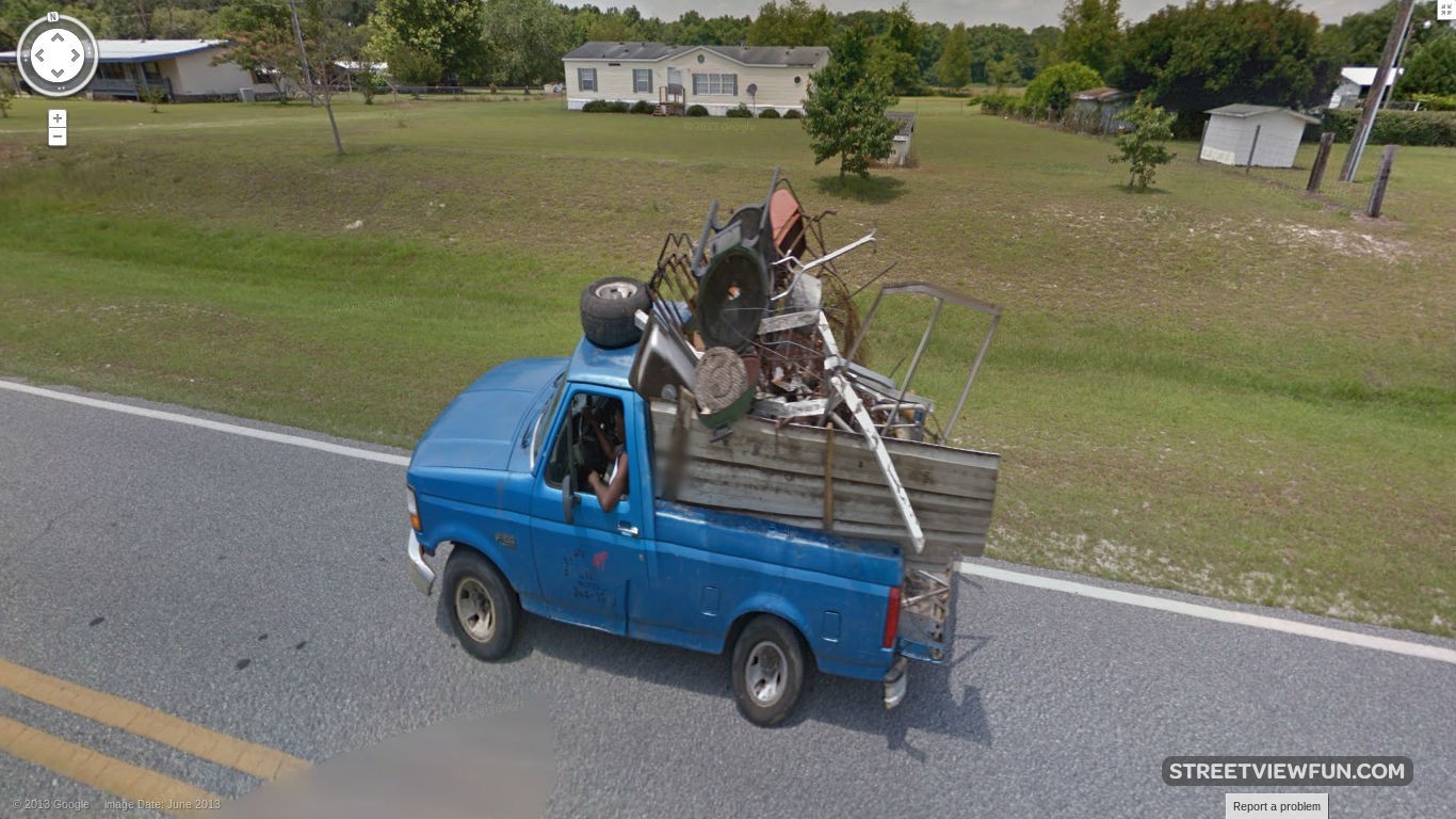 StreetViewFun | Funny looking truck
