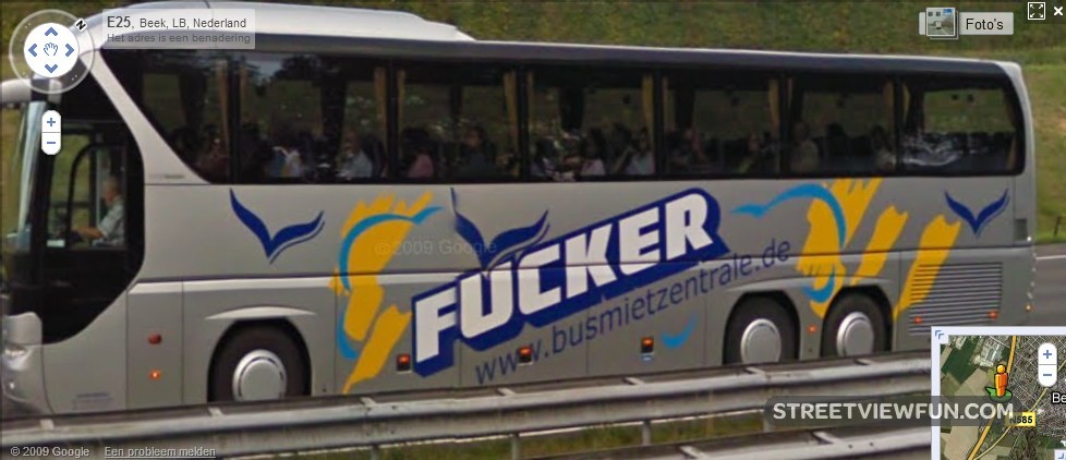 I thought that kind of tourism would be more discreet - STREETVIEWFUN