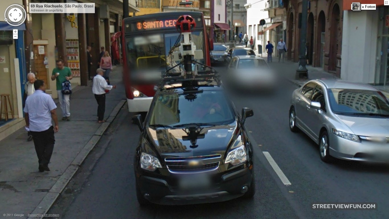 Followed by the google streetview car in Sao Paulo - STREETVIEWFUN