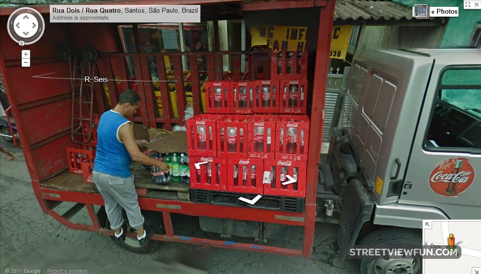 It's the real thing - STREETVIEWFUN