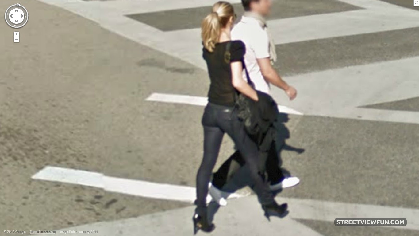 Nice bum! - STREETVIEWFUN
