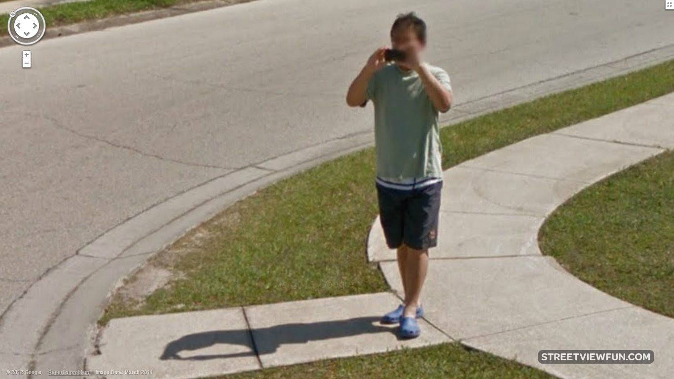 Guy taking a picture of the Google Street View car - STREETVIEWFUN