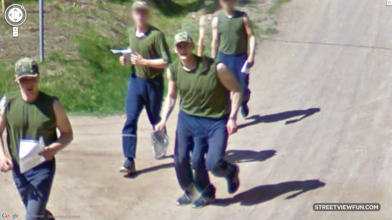 16 weirdest people on Google Maps Street View - STREETVIEWFUN