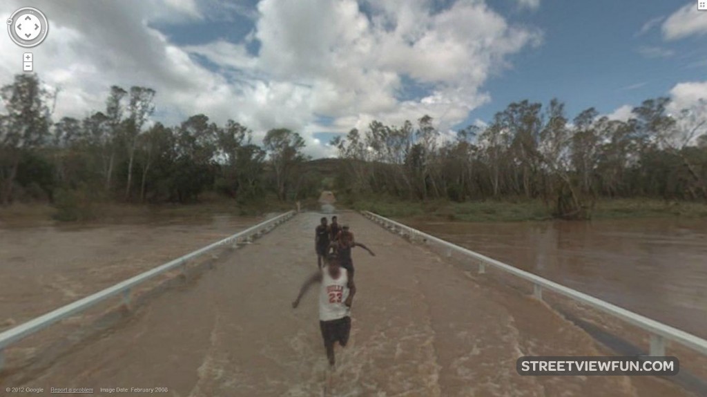 Even flooded roads can't stop google - STREETVIEWFUN