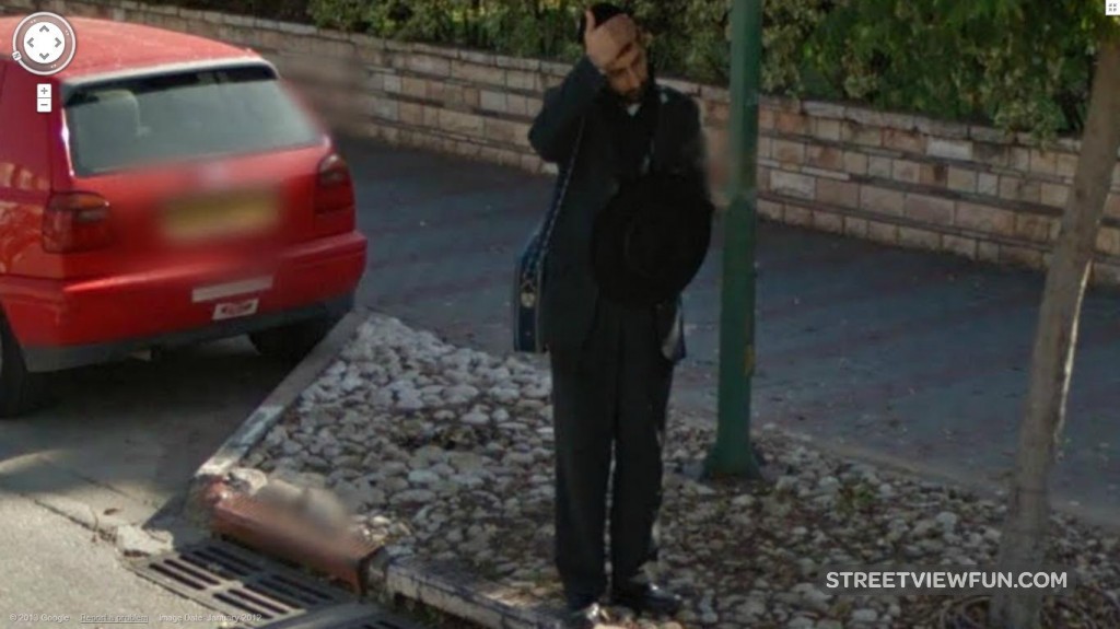 Google facepalm blur fail - StreetViewFun