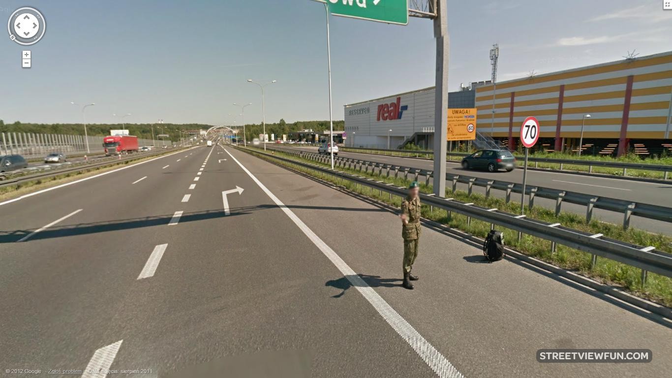 Polish military hitchhiking - STREETVIEWFUN