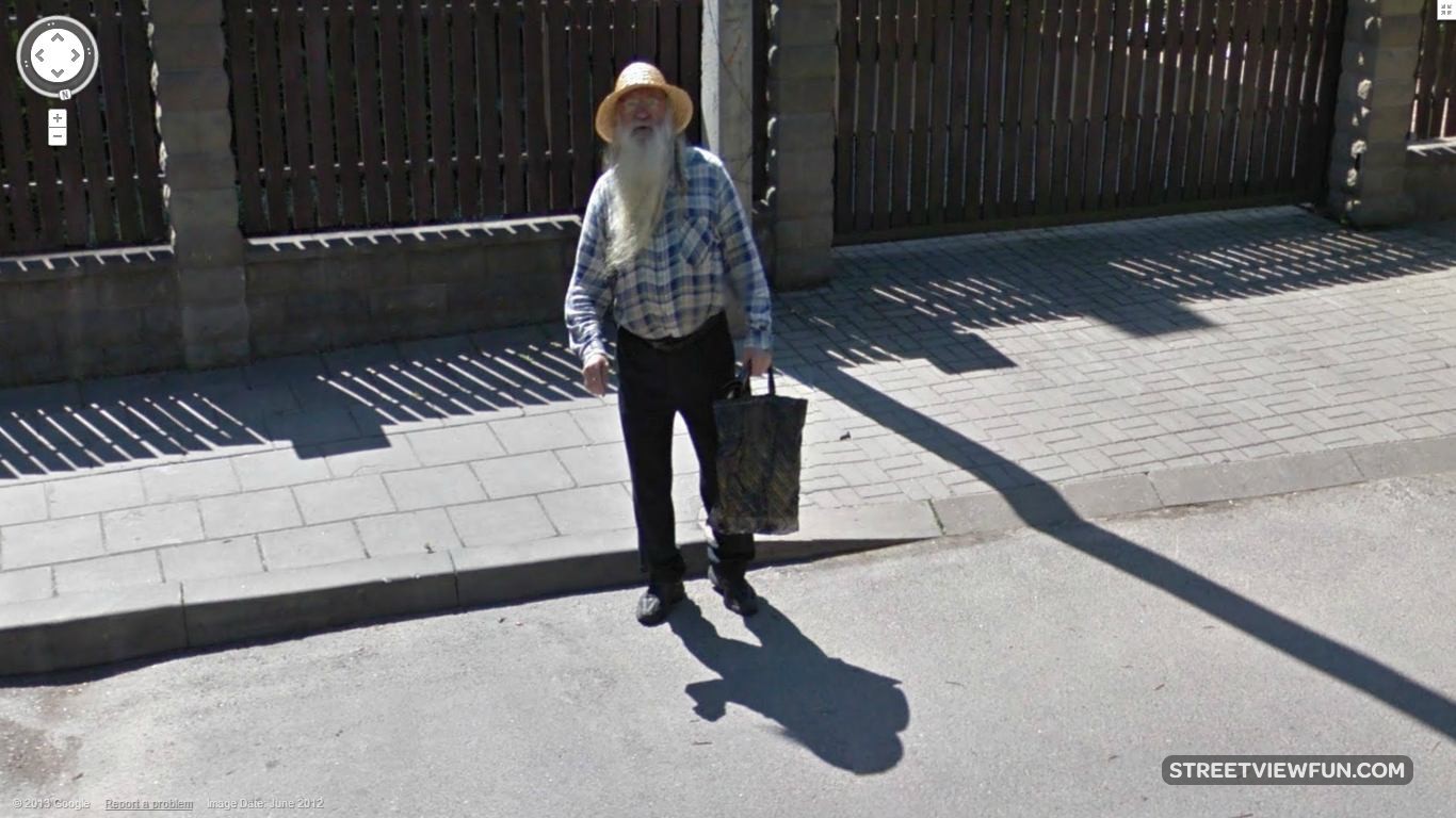 Lithuanian Santa - STREETVIEWFUN