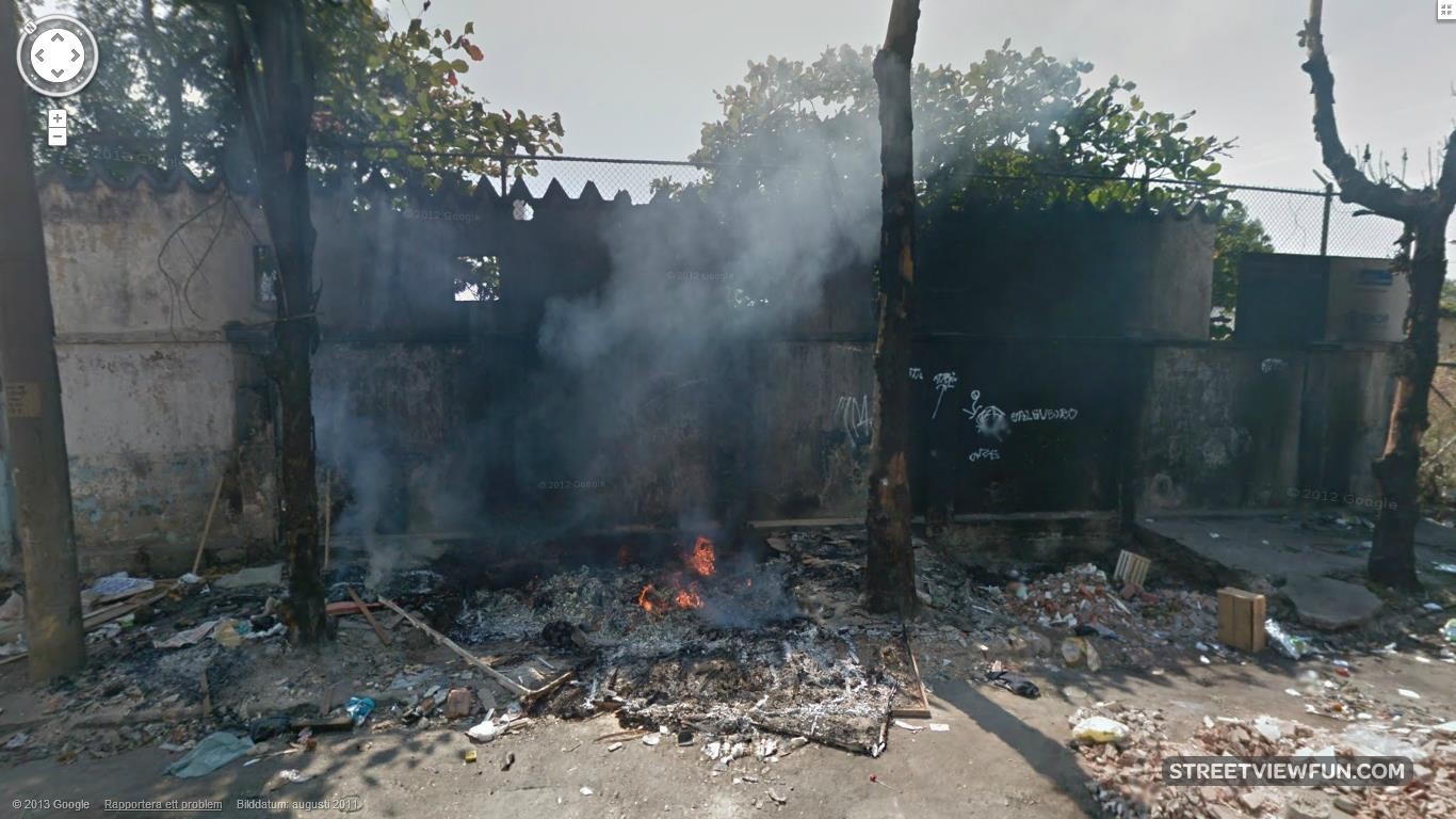 Burning street - STREETVIEWFUN