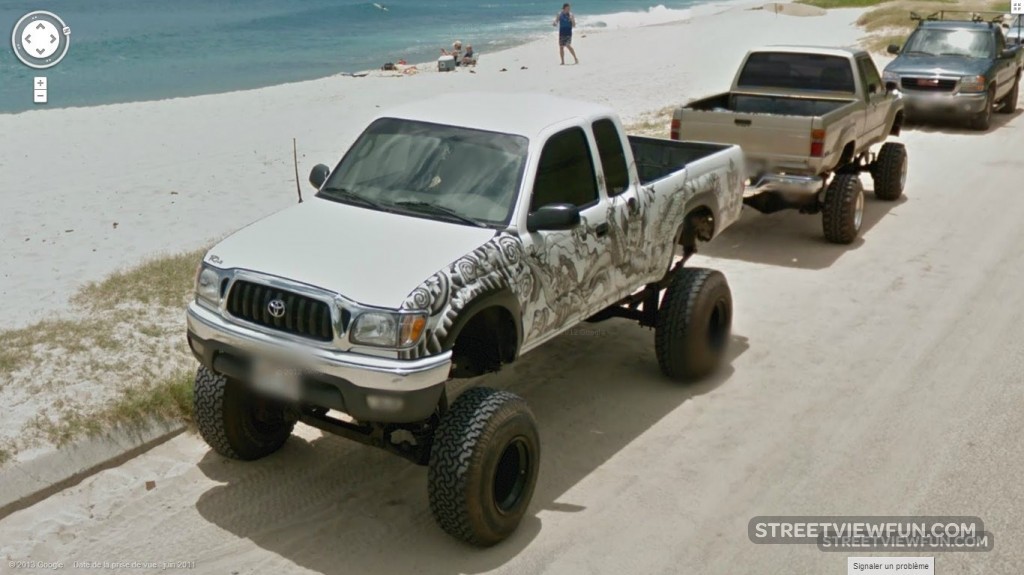 Hawaiian car - STREETVIEWFUN
