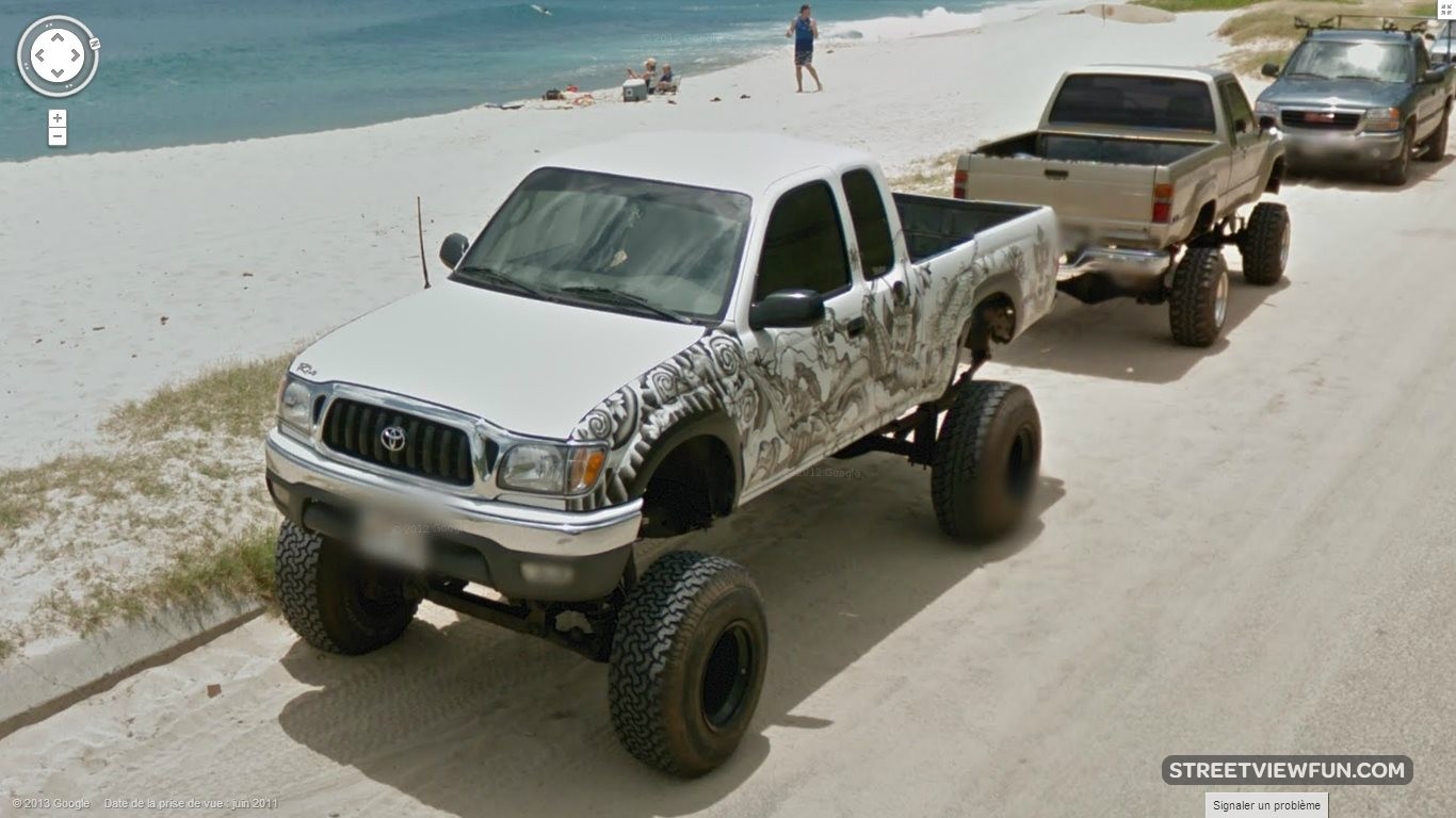 Hawaiian car - STREETVIEWFUN