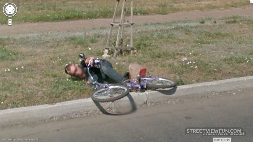 Bicyclist fail - STREETVIEWFUN