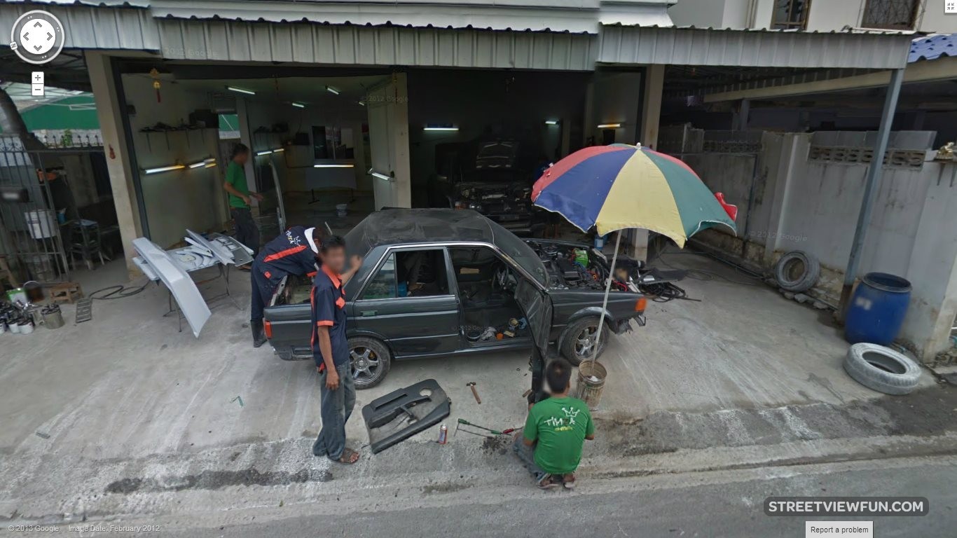 Car repair in Bangkok, Thailand - STREETVIEWFUN