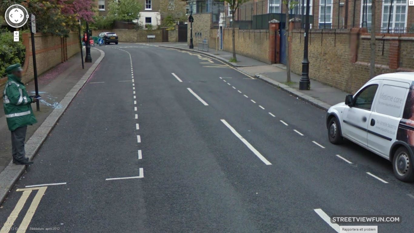 Not allowed to park there - STREETVIEWFUN