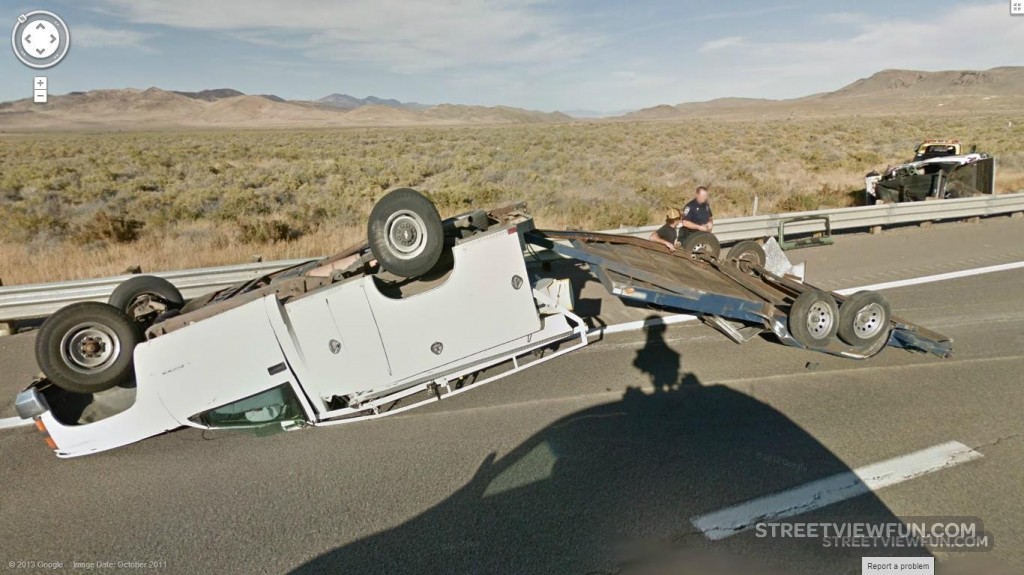 Upside down - STREETVIEWFUN