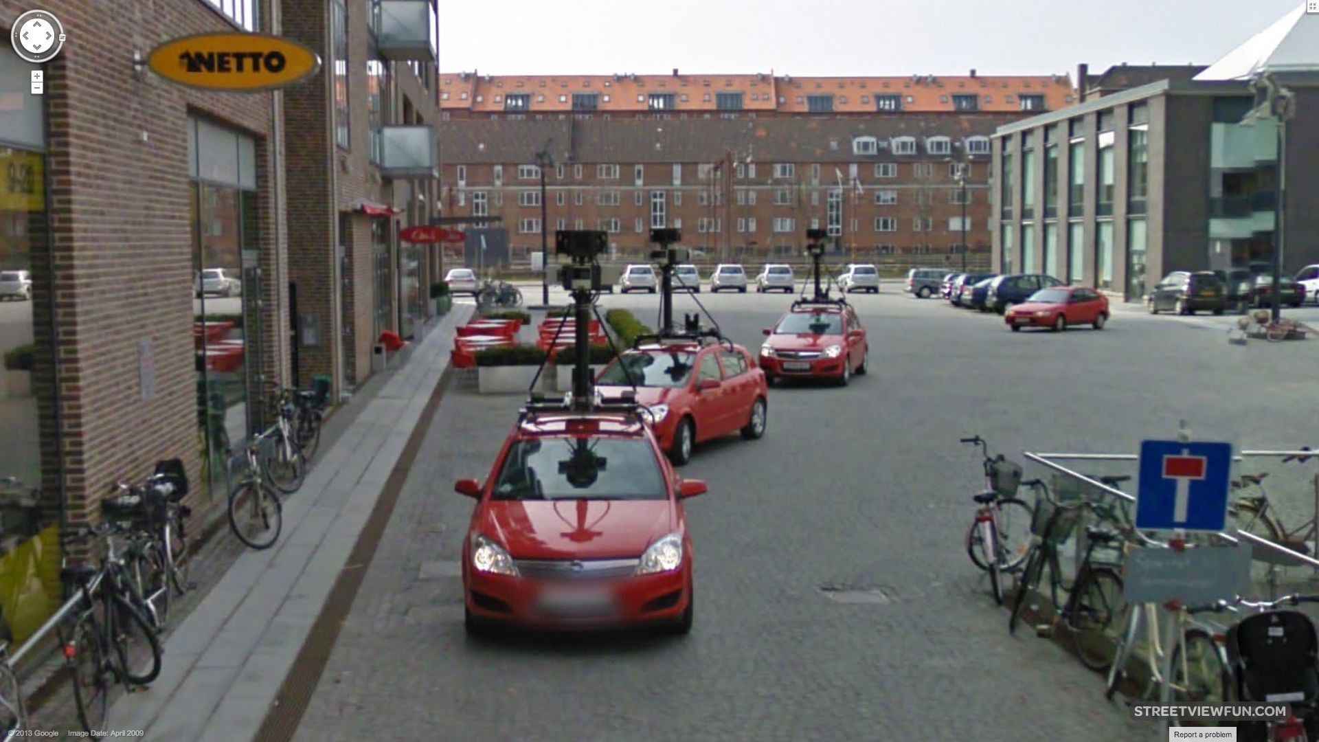 Google cars on a new mission - STREETVIEWFUN