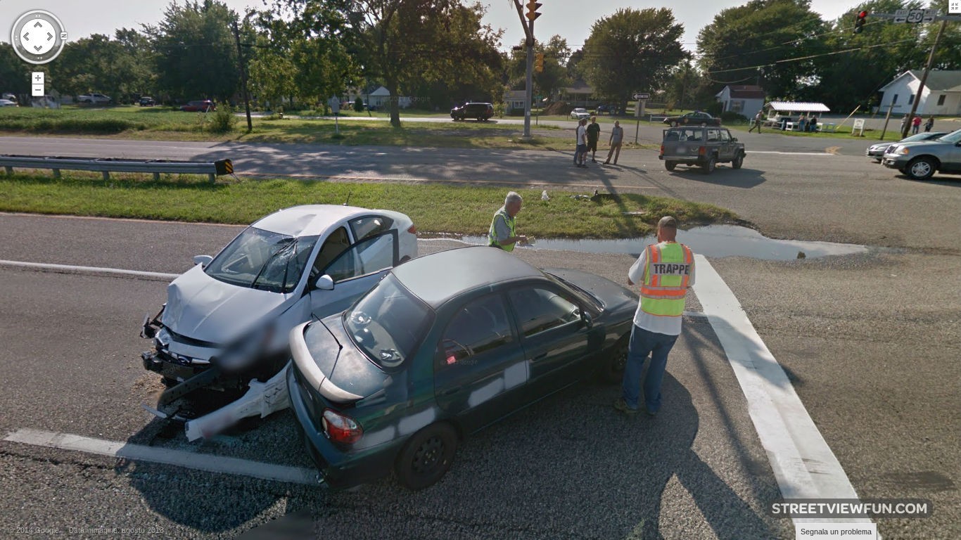 Car accident - STREETVIEWFUN