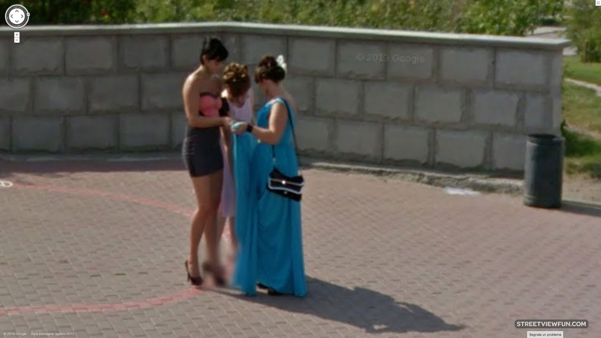 Underwear control - STREETVIEWFUN