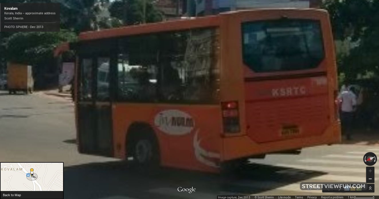 Half bus – STREETVIEWFUN
