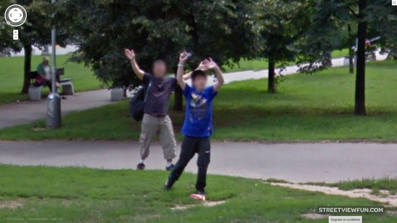 Guys happy to meet the Google car - STREETVIEWFUN