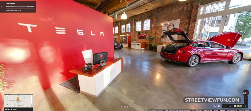 Have a seat inside a Tesla Model S on Google Street View - STREETVIEWFUN