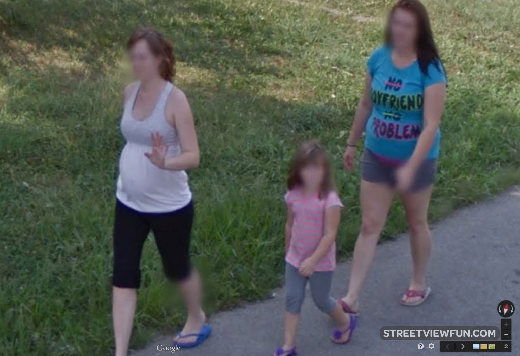 No boyfriend no problem - STREETVIEWFUN