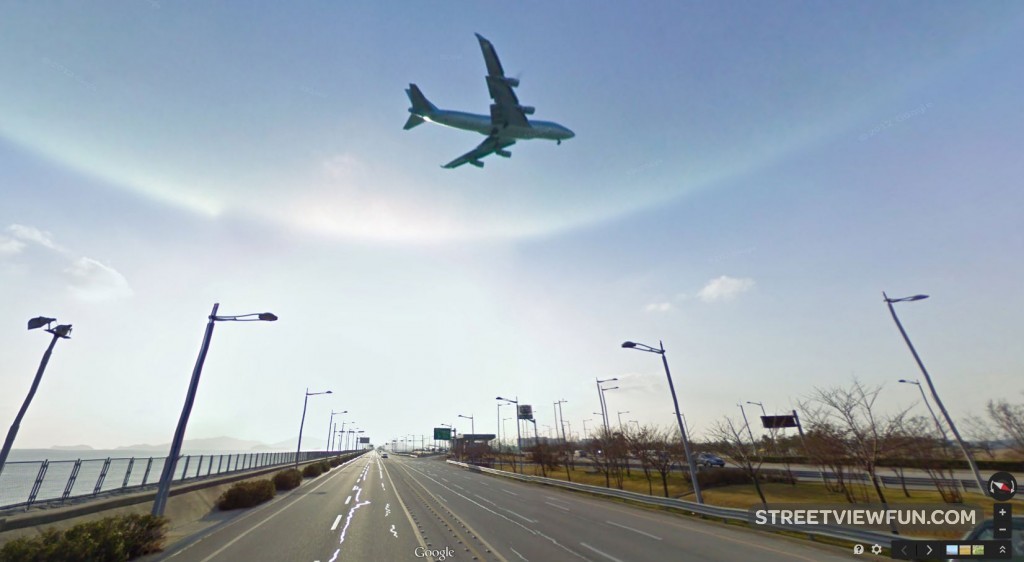 Airplane landing in South Korea - STREETVIEWFUN