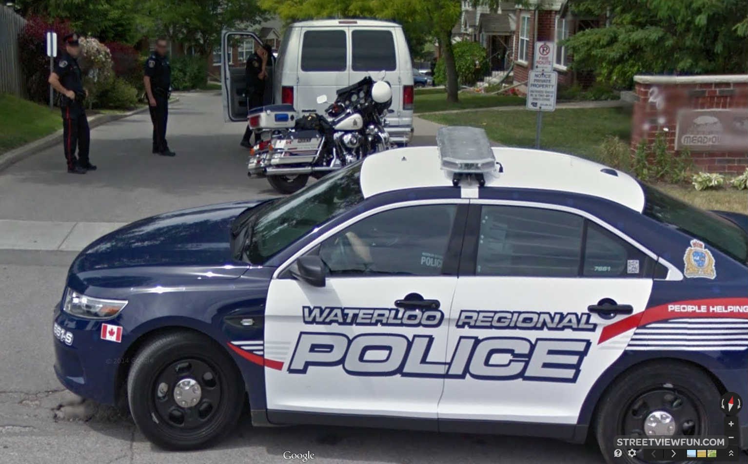 Police standoff in Waterloo - STREETVIEWFUN