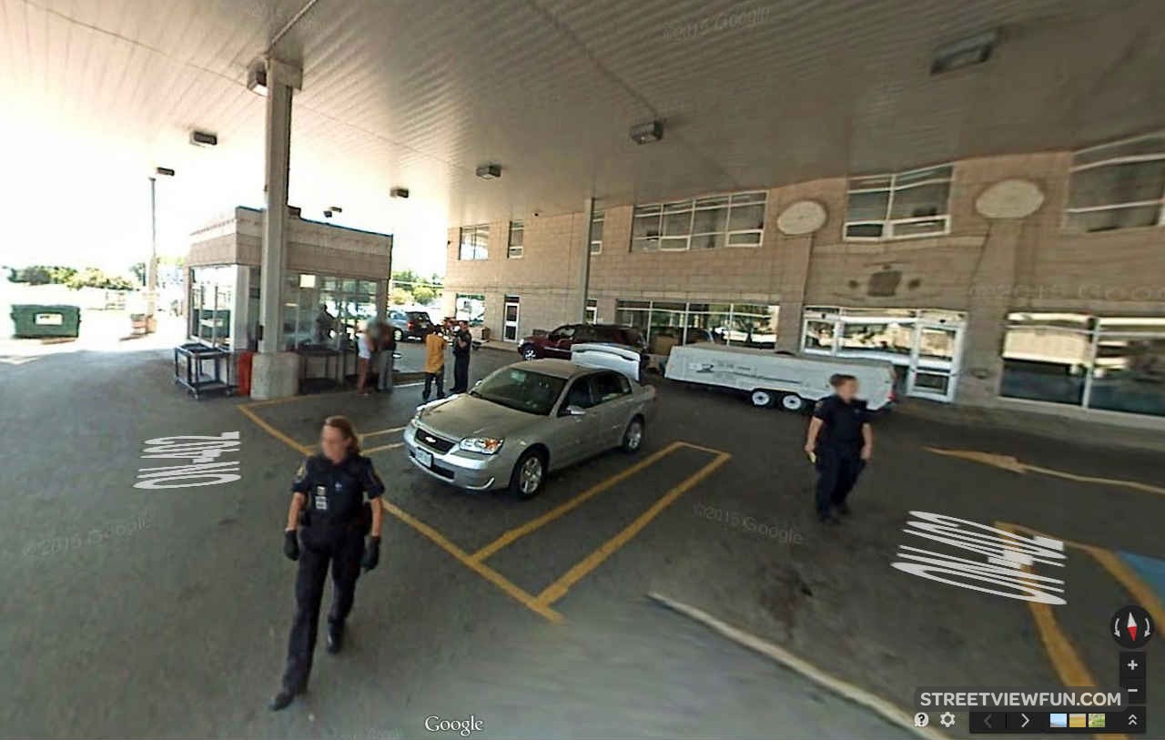 Google stopped at border - STREETVIEWFUN