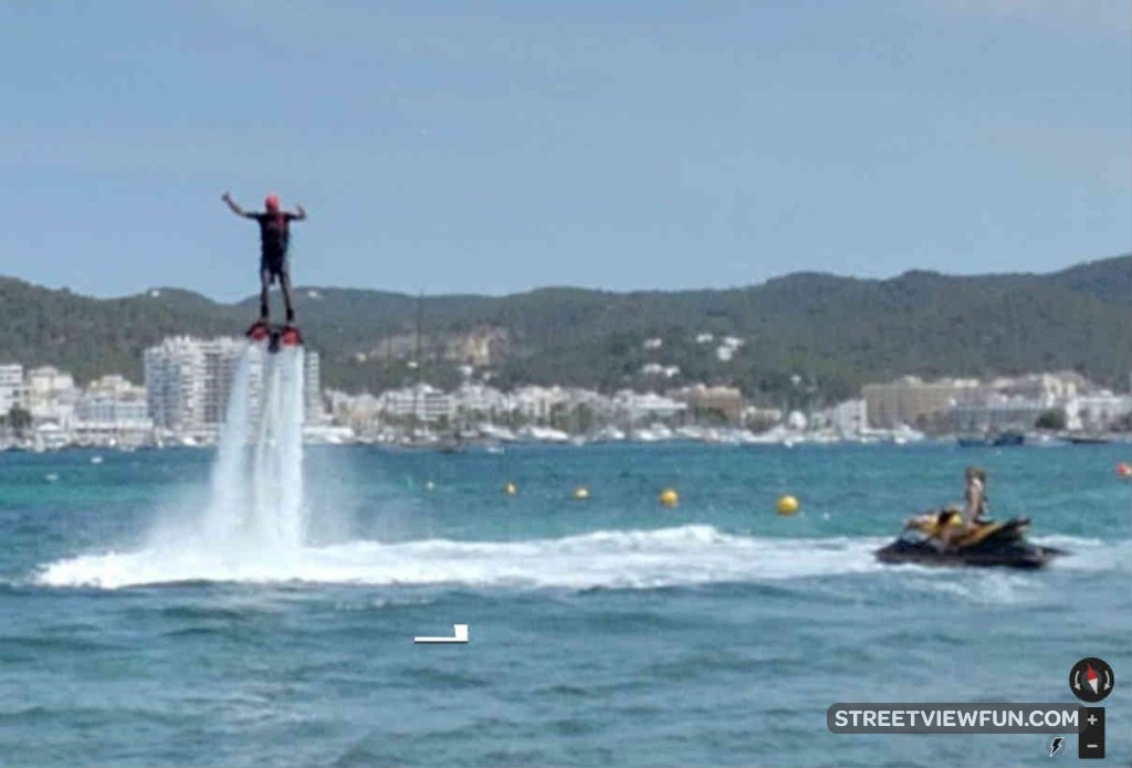 I can fly! - StreetViewFun