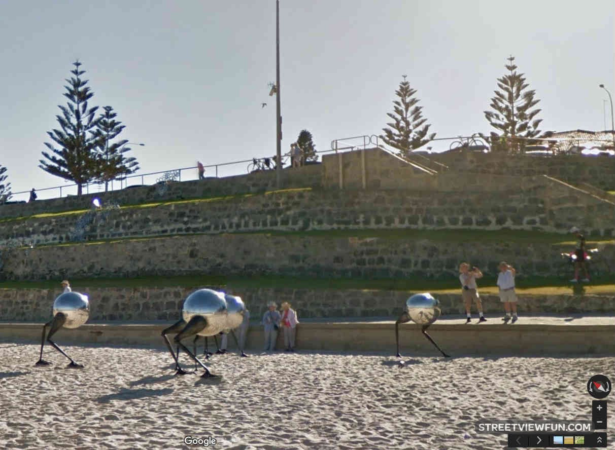 Aliens landing on the beach - STREETVIEWFUN