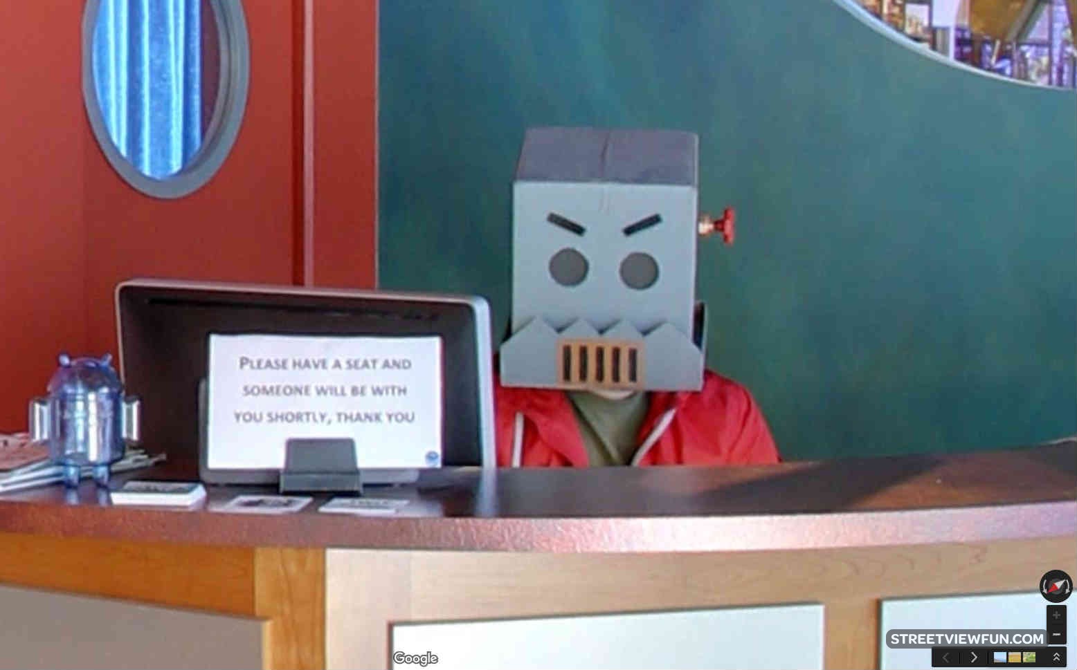 Mr. Robot - STREETVIEWFUN