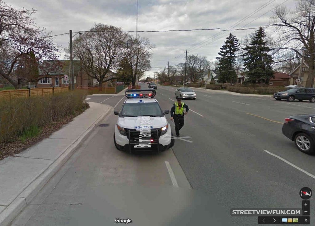 Police stop Google Street View car in Toronto - STREETVIEWFUN