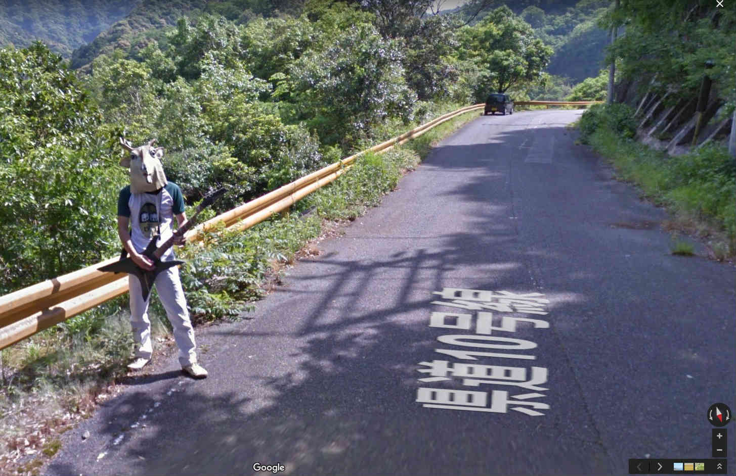 Japanese guy surprise Google Street View - STREETVIEWFUN