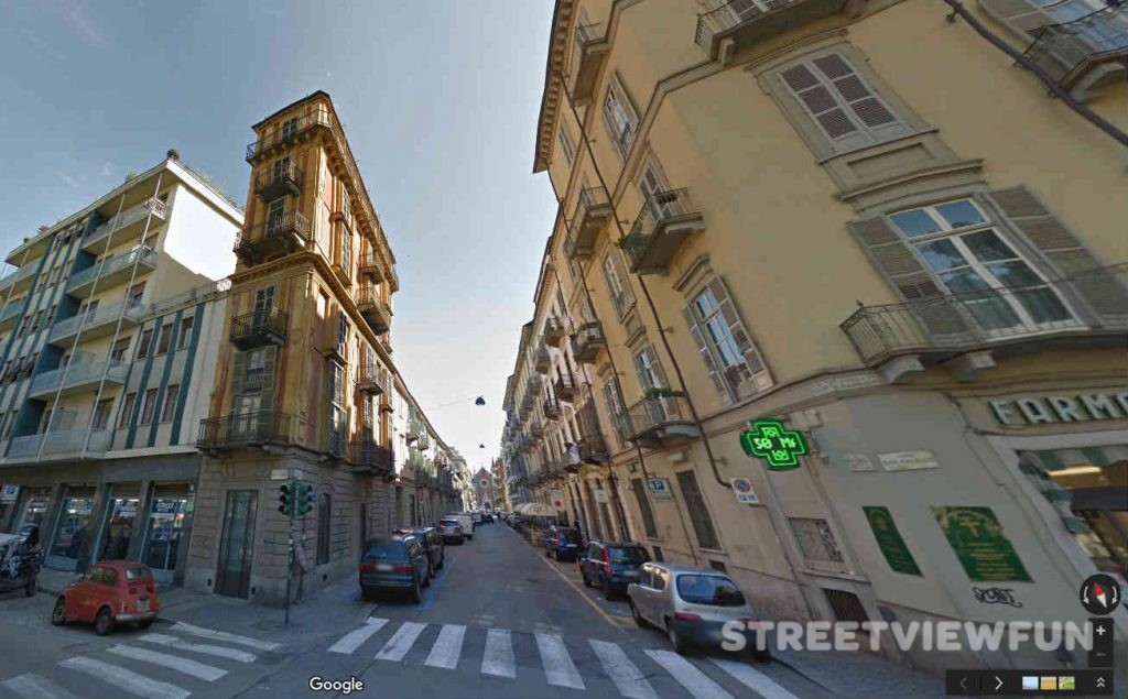 Thin building - STREETVIEWFUN