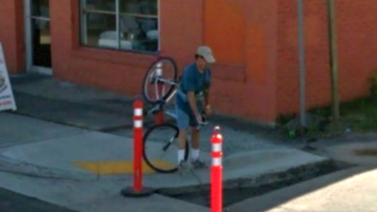 When you fall and Google is there to capture the moment - STREETVIEWFUN