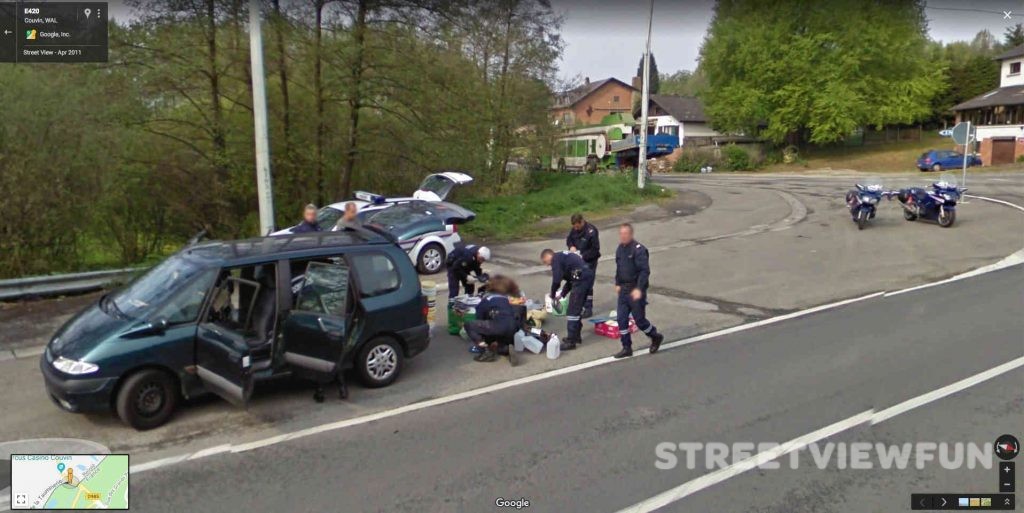 Busted at the border - STREETVIEWFUN