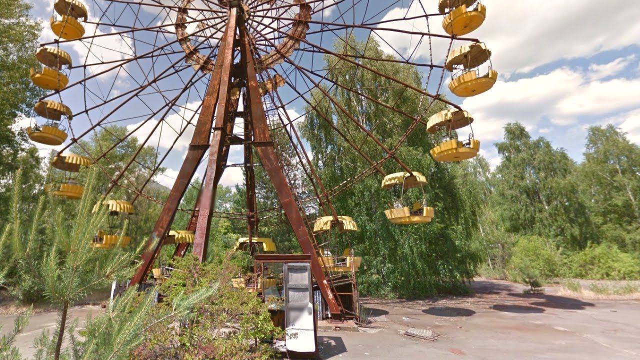Exploring Chernobyl ghost town Pripyat - STREETVIEWFUN