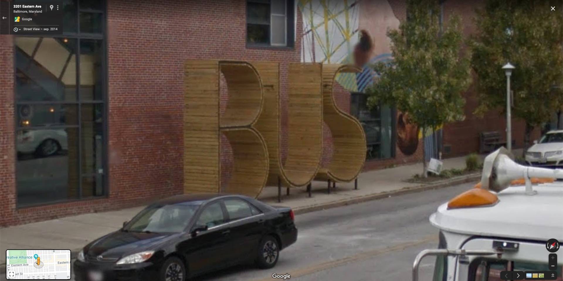 Funny bus stop in Baltimore - STREETVIEWFUN