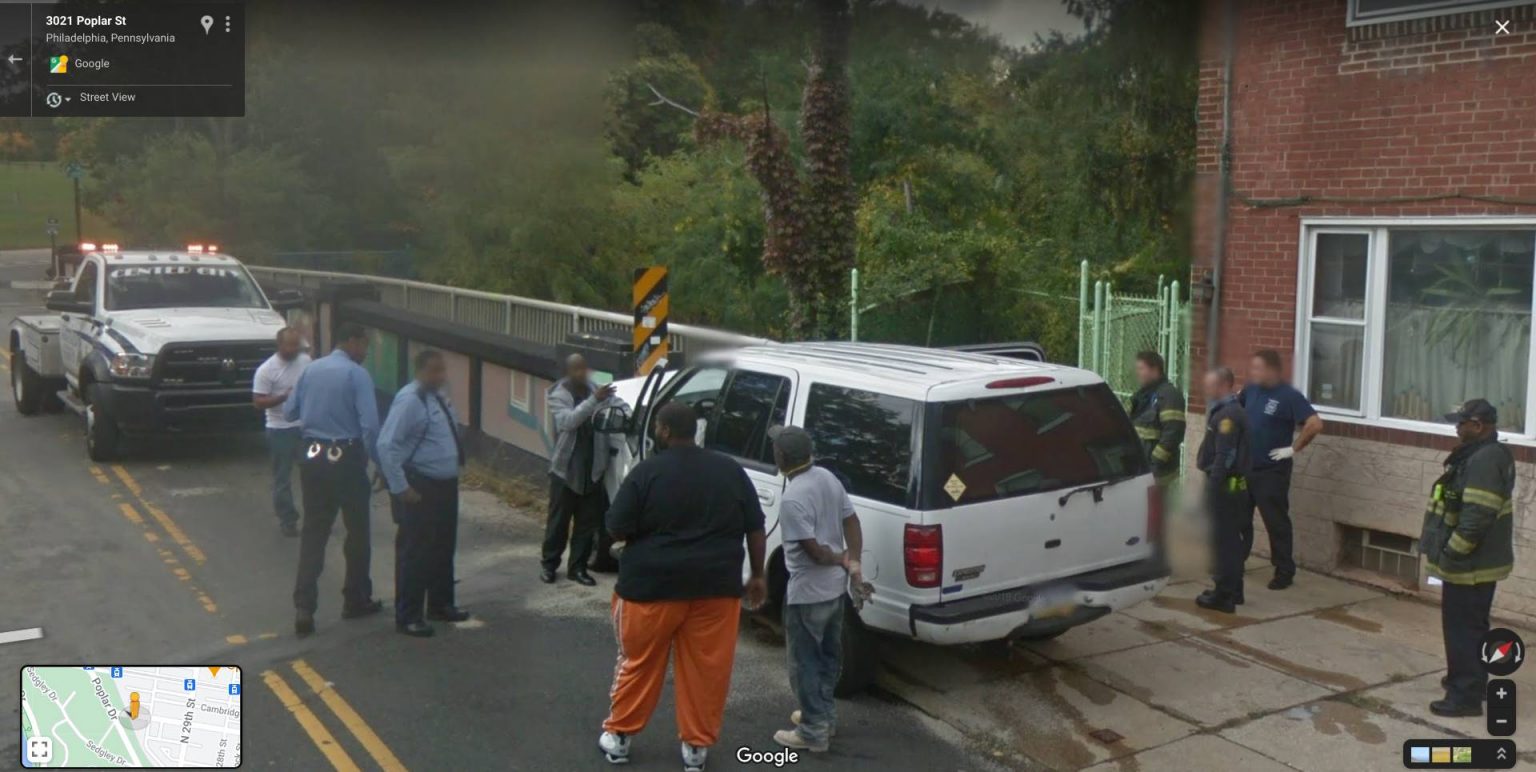 Bad car accident in Philadelphia - STREETVIEWFUN