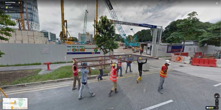 They work hard - STREETVIEWFUN