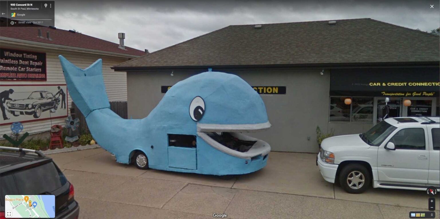 The Whale Car - STREETVIEWFUN