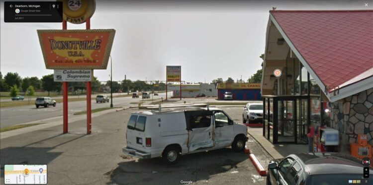 Dented door? No problem, we will continue our work! - STREETVIEWFUN