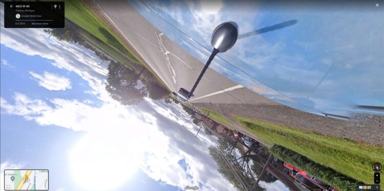 An inverted world recorded by Google - STREETVIEWFUN