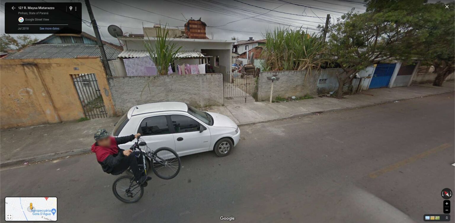 Kids on their bikes are happy to see Google Maps - STREETVIEWFUN