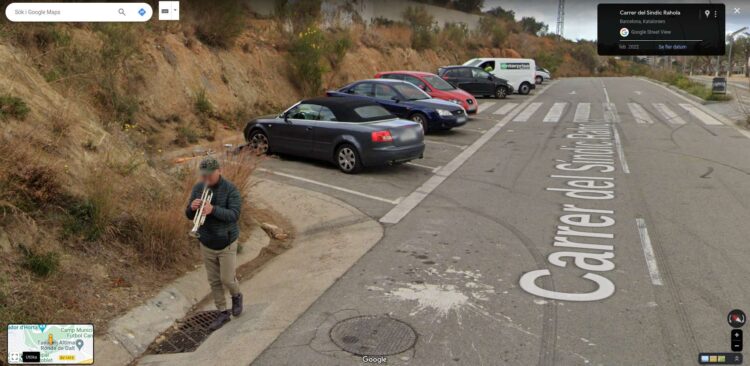 No one can hear me here! - STREETVIEWFUN