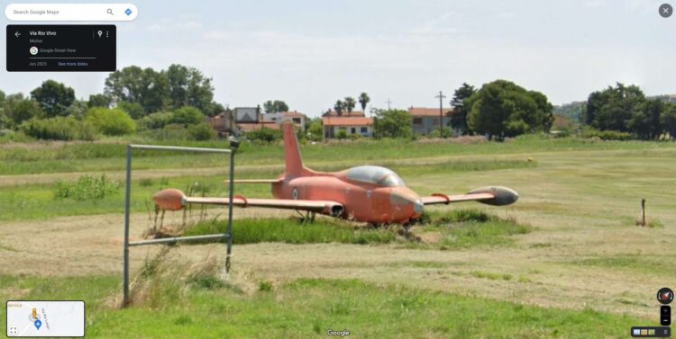 Airplane? - STREETVIEWFUN