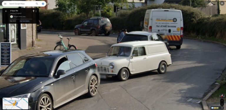 Classic Mini Van - STREETVIEWFUN