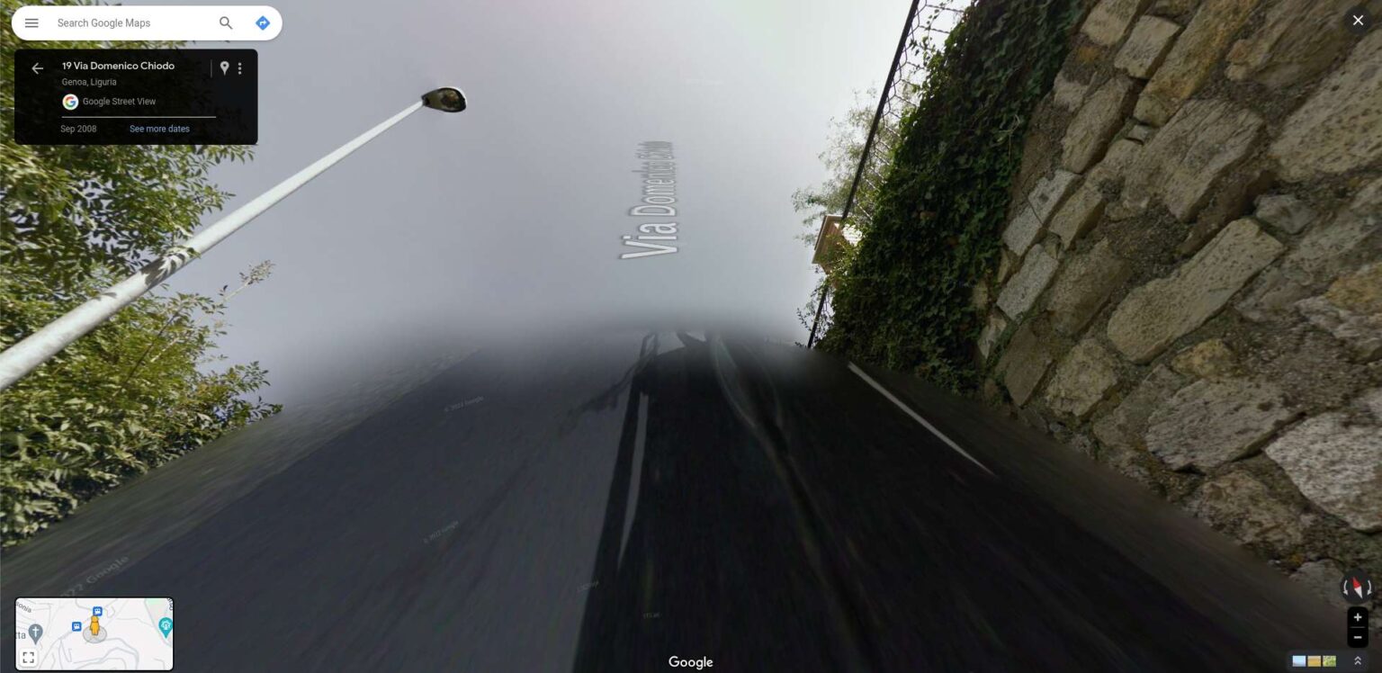 Google Van camera crashed? - STREETVIEWFUN