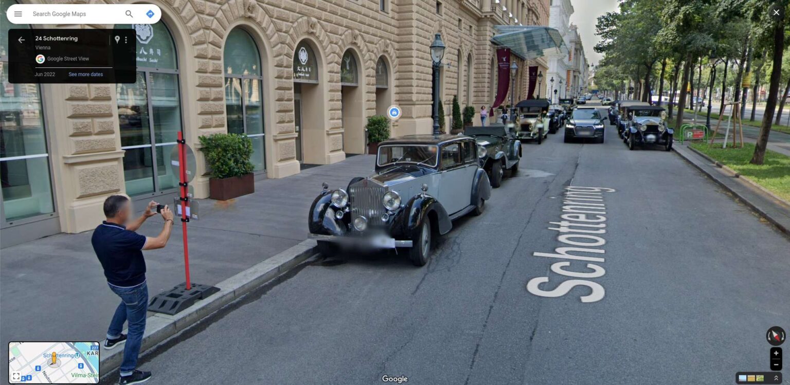 Modern Car Driving Coming Through! – STREETVIEWFUN