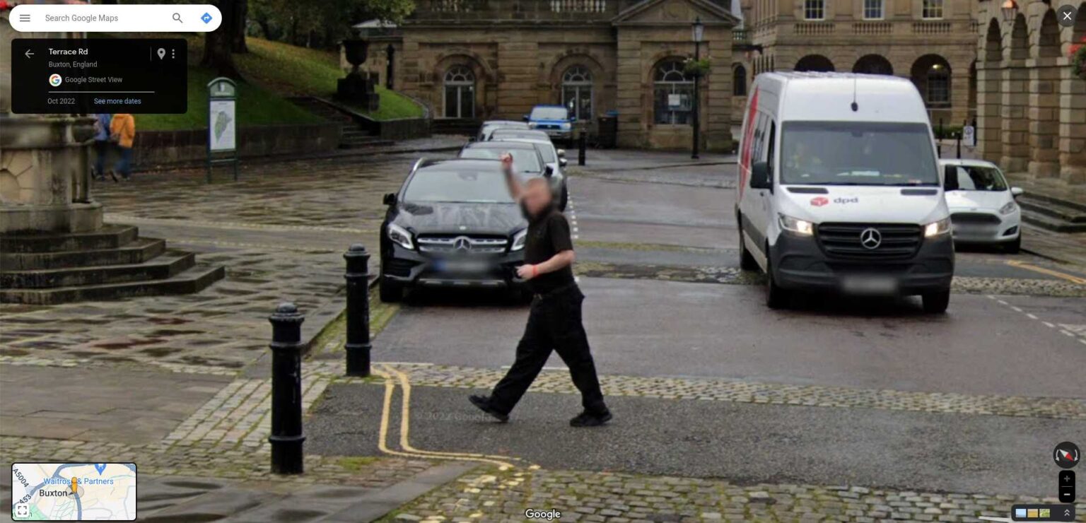 Put your finger up if you wanna be on Google Maps - STREETVIEWFUN